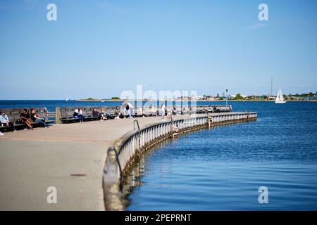 Svanemølle-molen (Svanemølle Pier); Svanemøllen strandpark, Copenhagen ...