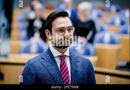 THE HAGUE - Ernst Boutkan is sworn in as Member of Parliament for Volt ...
