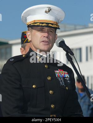 Marine Corps Lt. Col. Timothy Farag (right), and commanding officer of ...