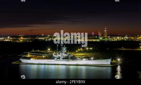 The USS Alabama battleship at night Stock Photo - Alamy