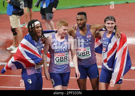 Charles Dobson & Matthew Hudson-Smith of Great Britain competing in the ...