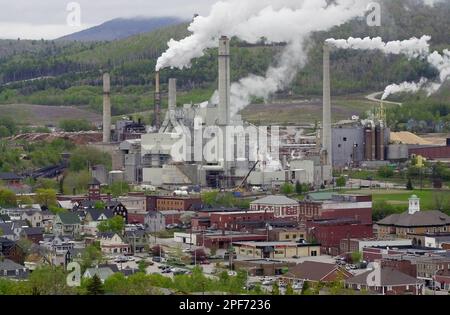 Fraser Pulp and Paper Mill in Edmundston New Brunswick Canada North ...