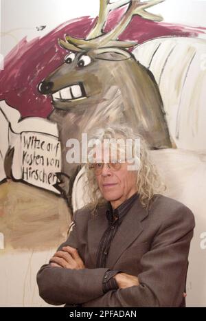 Der Zeichner Friedrich Karl Wachter posiert am Donnerstag, 17. Okt ...