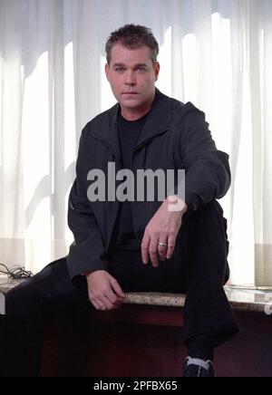 HEARTBREAKERS (2001) RAY LIOTTA, JENNIFER LOVE HEWITT, JASON LEE HTBR ...
