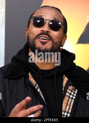 SHAZAM! FURY OF THE GODS, (aka SHAZAM 2), US advance poster, Zachary ...