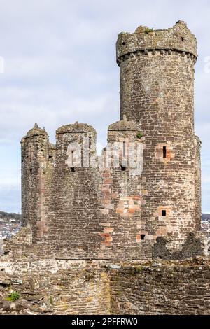 Conway medieval castle, North Wales Stock Photo - Alamy
