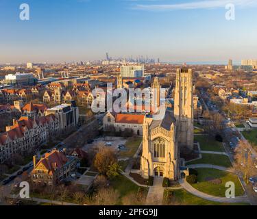 Aerial view of the University of Chicago campus, capturing the ...