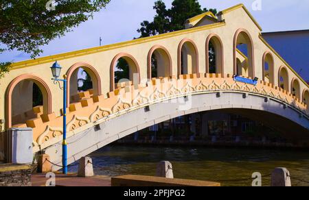 Malaysia, Melaka, Malacca, Persisiran Bunga Raya Bridge, Melaka River ...
