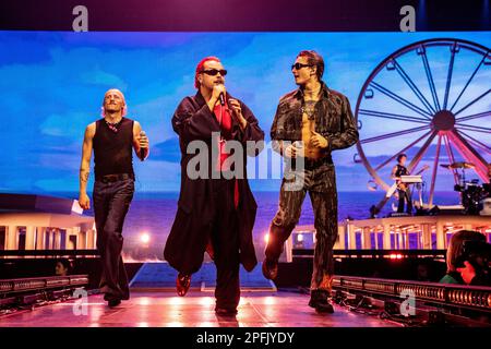 AMSTERDAM - The Hague band Goldband with Boaz Kok, Karel Gerlach, Milo ...