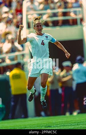 Carla Overbeck (USA) during USA vs CHN finals at the 1999 FIFA Women's ...
