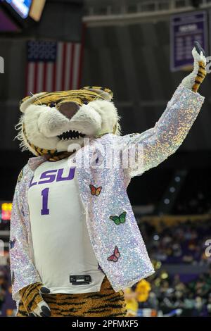 LSU Lady Tigers mascot Mike the Tiger perform during a first round NCAA ...