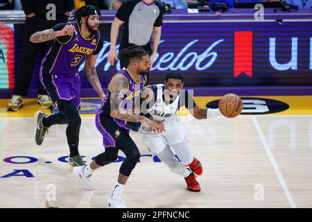 Dallas Mavericks guard D'Angelo Russell shoots against the Los Angeles ...
