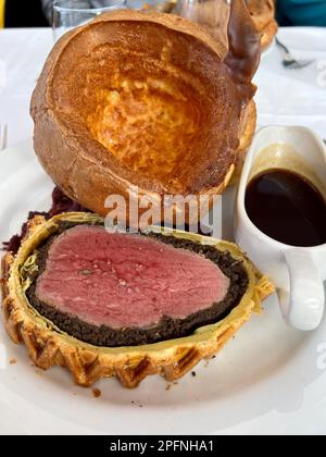 Beef Wellington, beef cooked in pastry case Stock Photo - Alamy