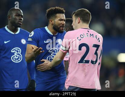Chelsea's Reece James (left) and Everton's Carlos Alcaraz battle for ...