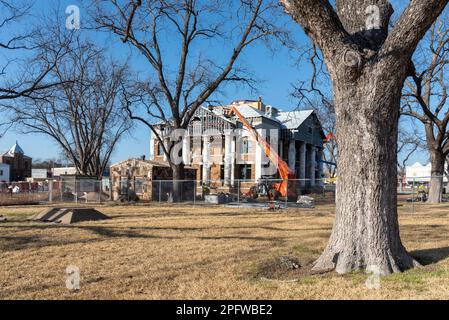 Mason County Courthouse under construction after a fire destroyed much ...