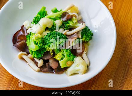 Mixed vegetable stir fry with mushrooms and cottage cream cheese ...