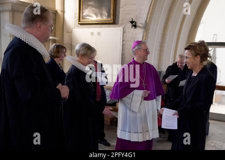 19 March 2023, Hamburg: Pastor Katri Oldendorff (l-r), Working Group of ...