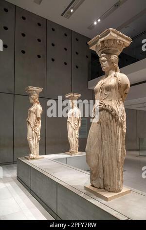 Caryatids - Karyatides, original statues from the Parthenon, now in ...