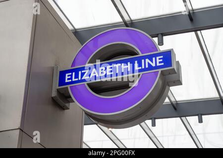 Closeup of the new Elizabeth Line roundel and signage at Farringdon ...