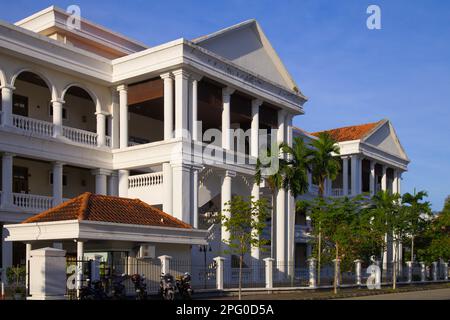 Malaysia, Penang, Georgetown, High Court Building Stock Photo - Alamy