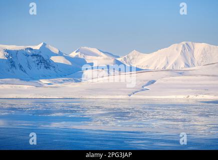 Landscape at frozen Groenfjorden, Island of Spitsbergen, part of ...