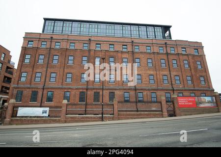 Building work continues - redevelopment of Horlicks Factory buildings ...