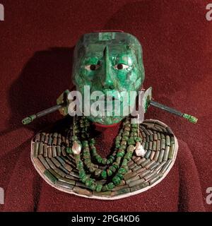Jade and shell death mask, Mayan king Pakal the Great, National Museum ...