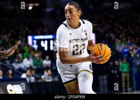 Notre Dame's Kylee Watson (22) drives against Mississippi State's ...