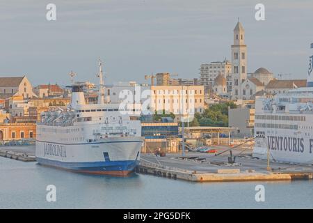 Anchored ferries in the port of Bari Italy Stock Photo - Alamy
