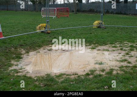 Ruislip, UK. 21st March, 2023. A new patch of bubbling liquid has ...