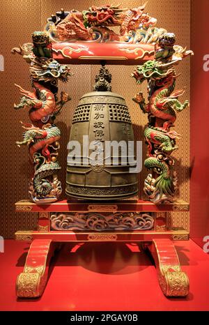 Exhibit at Buddha Tooth Relic Temple in Singapore Stock Photo - Alamy