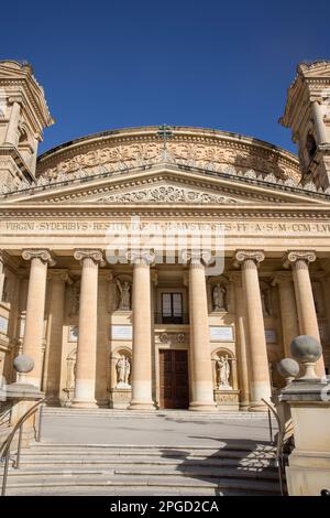 outside the rotunda of mosta or the mosta dome in central malta Stock ...