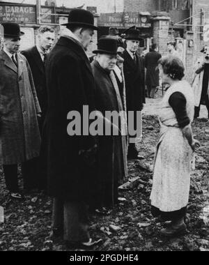 Winston Churchill in Bristol, 1941 Stock Photo - Alamy