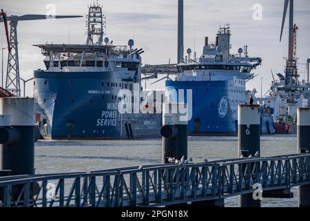 Offshore working vessels, Buss Terminal Eemshaven, logistics hub for ...
