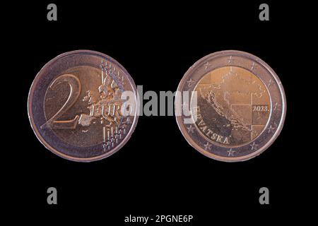 The two sides of the 2 euro coin placed side-by-side Stock Photo - Alamy
