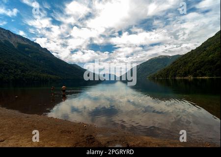 Traful Lake on the Seven Lakes Road, Ruta 40, Neuquén Province ...