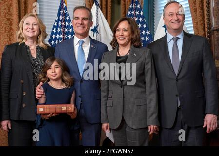 Eric Garcetti, left, next to his daughter Maya Garcetti, is sworn in as ...