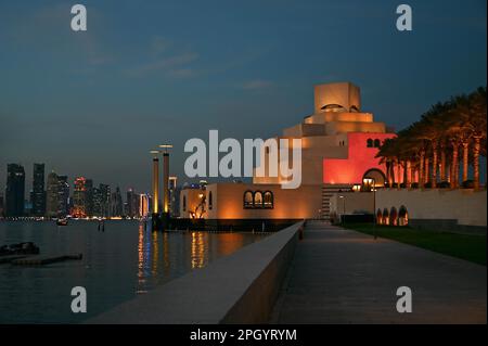 Museum of Islamic Art by the Archtics Ieoh Ming Pei and Jean-Michel ...