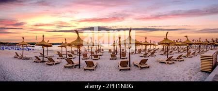Beach in Sa Coma, Mallorca, Spain Stock Photo - Alamy