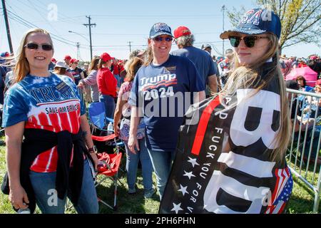 Waco, Texas, USA. 24th Mar, 2023. Micki Larson-Olson(r) a veteran from ...