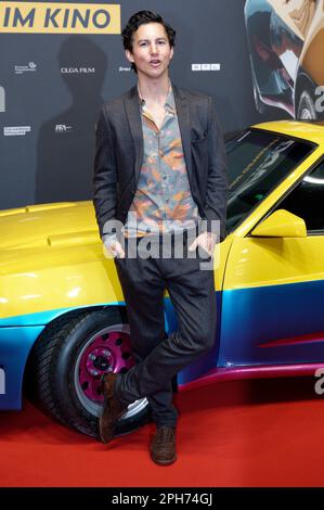 26 March 2023, North Rhine-Westphalia, Cologne: Actresses Alena Gerber ...