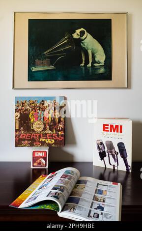 Memories of EMI - HMV Dog and Trumpet Stock Photo - Alamy