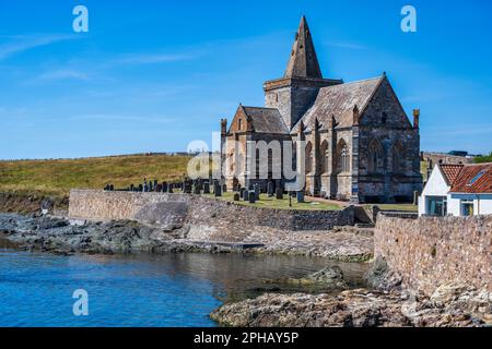 St Monans Parish church (also known as The Auld Kirk) 20 metres from ...