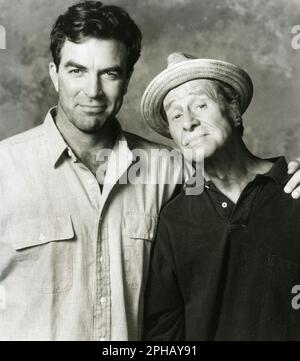 FOLKS -1992 TOM SELLECK Stock Photo - Alamy