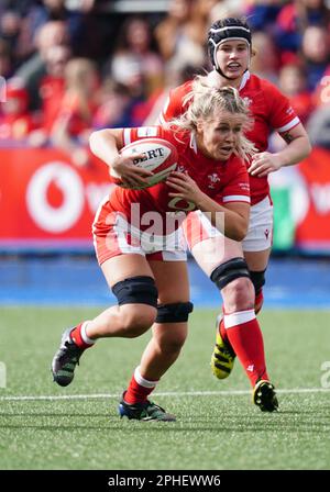 Wales' Alex Callender during the Women's Rugby World Cup pool A match ...