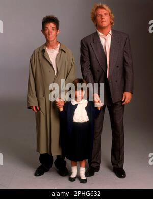SARAH ROWLAND DOROFF, NICK NOLTE, THREE FUGITIVES, 1989 Stock Photo - Alamy