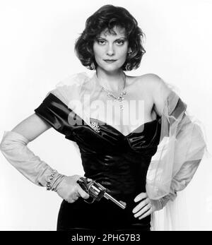 LESLEY ANN WARREN in CLUE (1985), directed by JONATHAN LYNN. Credit: PARAMOUNT PICTURES / Album ...