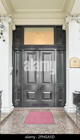 Embassy of the Republic of Iraq, London, England Stock Photo - Alamy
