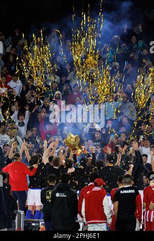 BARCELONA - MAR 26: El Barrio team celebrate the victory at the Final ...