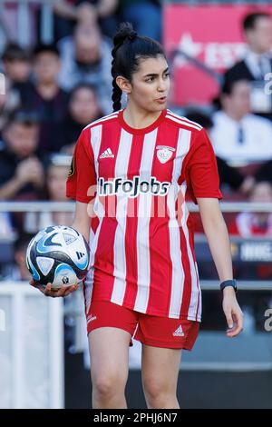 BARCELONA - MAR 26: Espe (famous Spanish streamer) in action during the ...